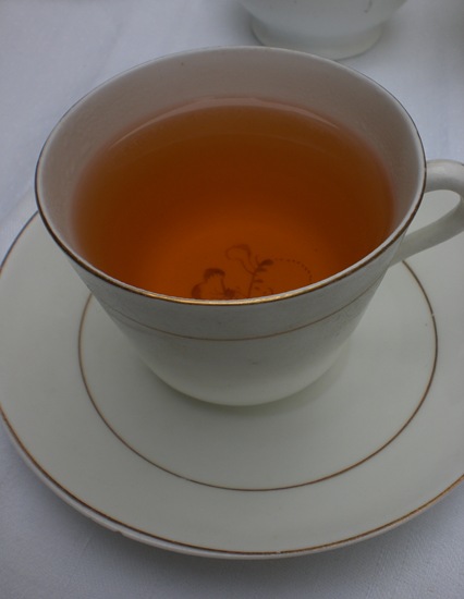 A Schematic Life: Tablescape Thursday- Afternoon Tea